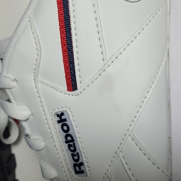 Reebok | Shoes | Reebok Mans Whiteblue Red Stripesize2 12 No Tags A ...